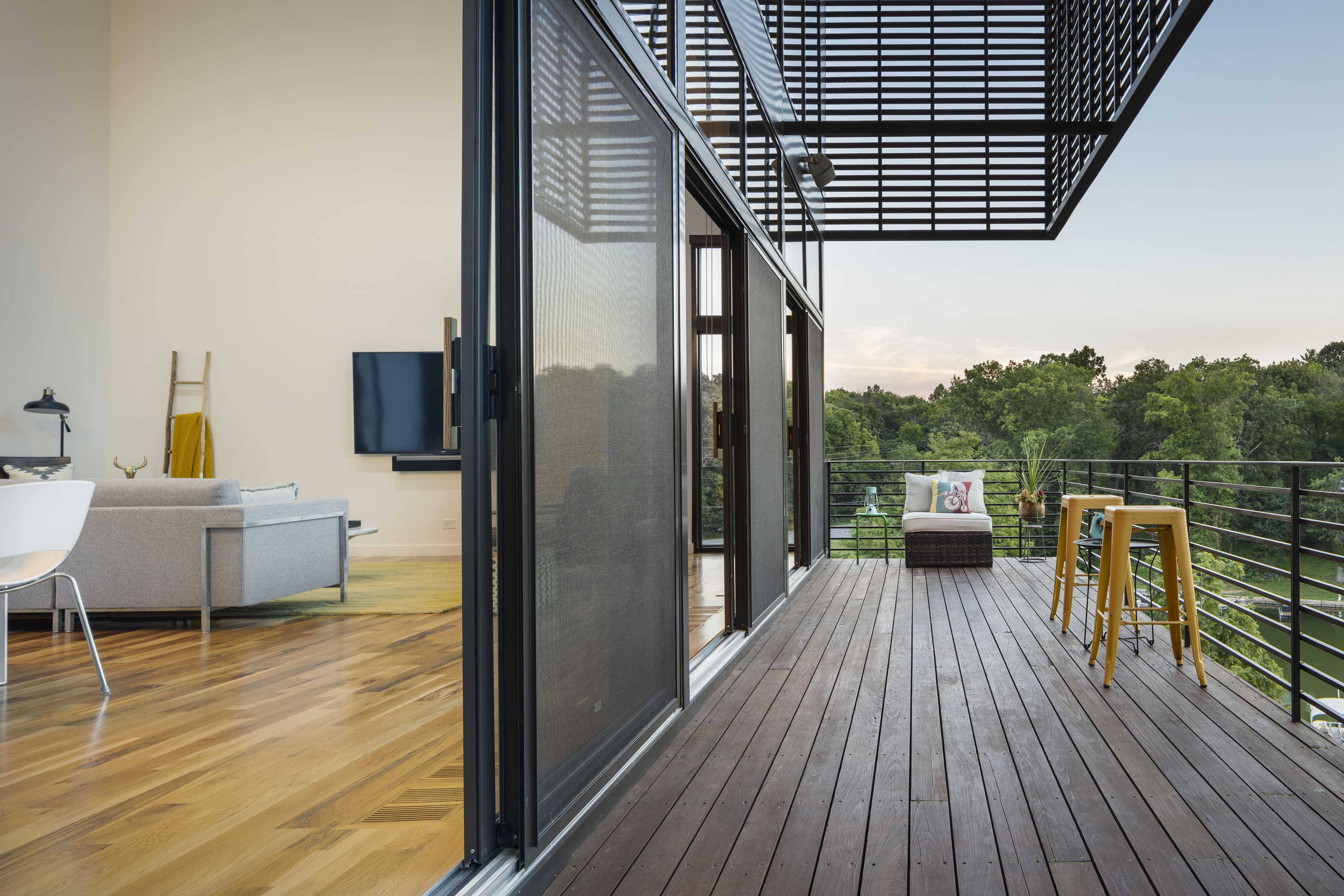 MODERN LODGE - KEM STUDIO