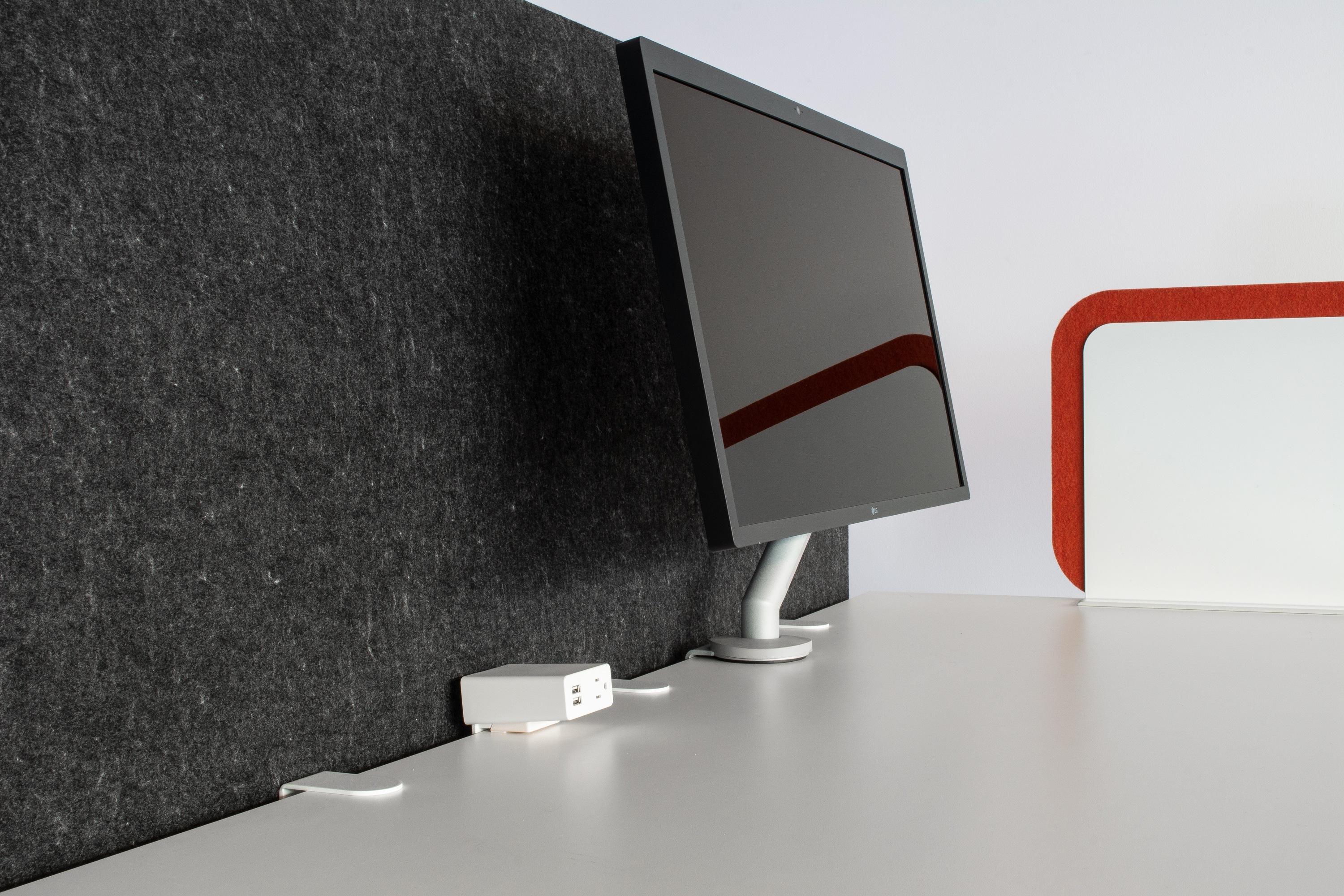 LOFTWALL - PARALLEL - KEM STUDIO